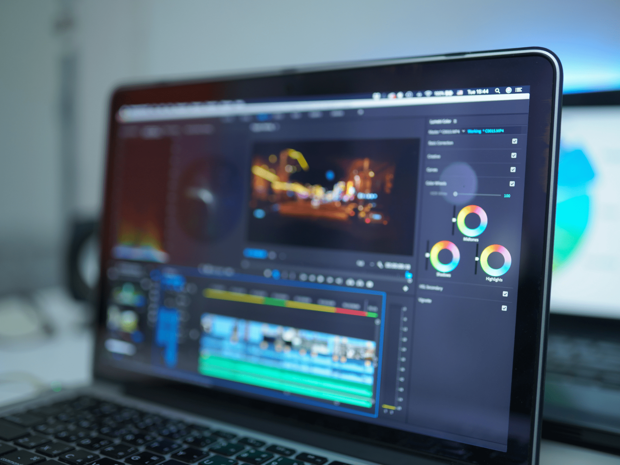 8 Tips to Optimise the Video Content Creation Process in 2023